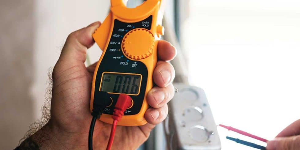 Difference Between Low-Voltage and Line-Voltage