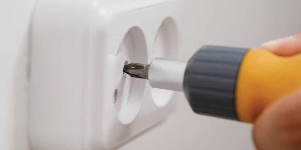 Why Your Plugs Keep Falling out of Your Outlets